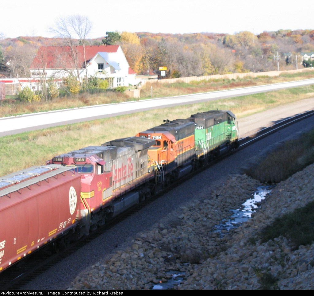 BNSF 7824 BNSF 7184 and BNSF 688